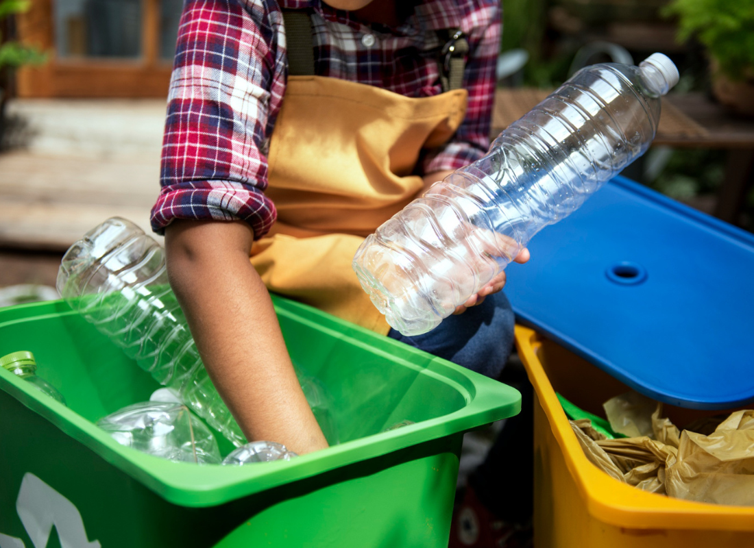 Cómo y Dónde Reciclar el Plástico PET: Guía Completa - ENVASES PET